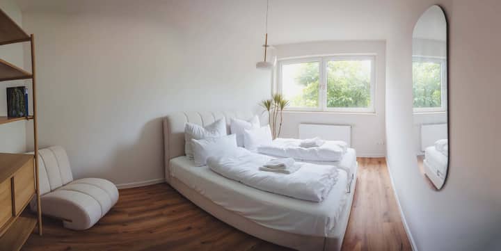 Business & Boutique Suite | Parking | Breakfast - Celle