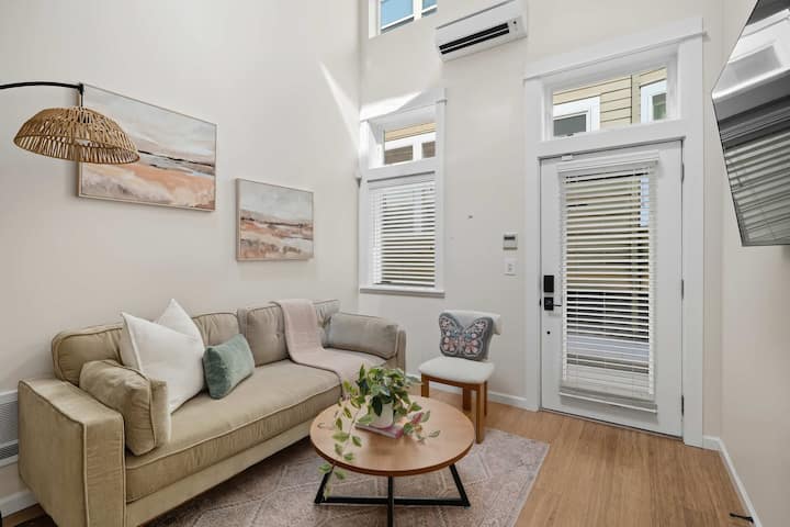 Modern Loft Hideaway In Trendy Nw Portland - Hollywood - Portland