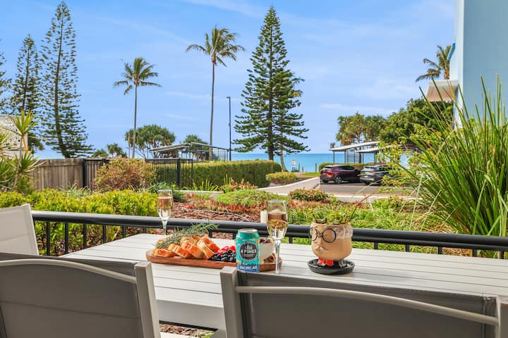 Oceanfront Luxe 3br - Bundaberg Central