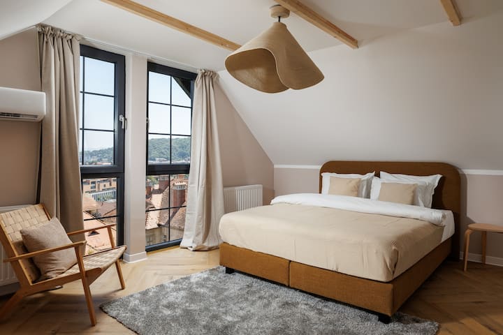 Citadel Signature Penthouse • 2br W. Mountain View - Braszów