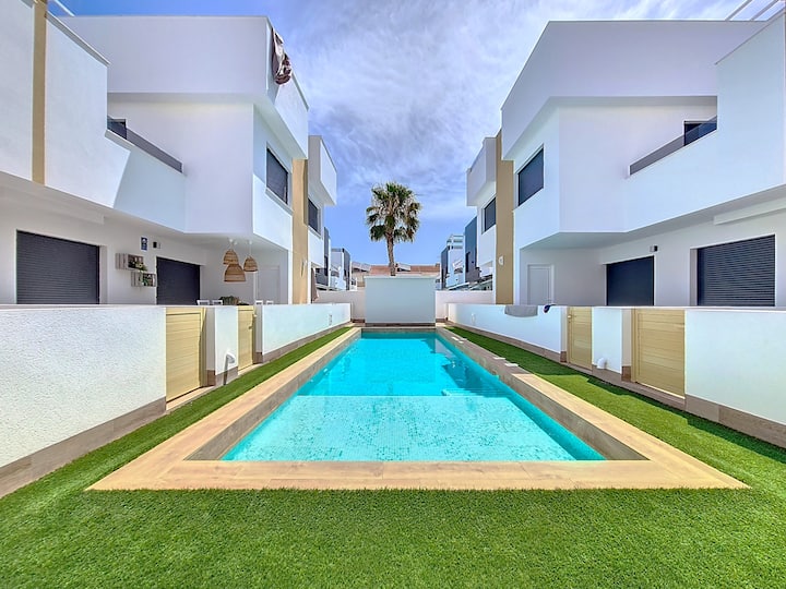 Penthouse With Pool Close To The Beach - San Pedro del Pinatar