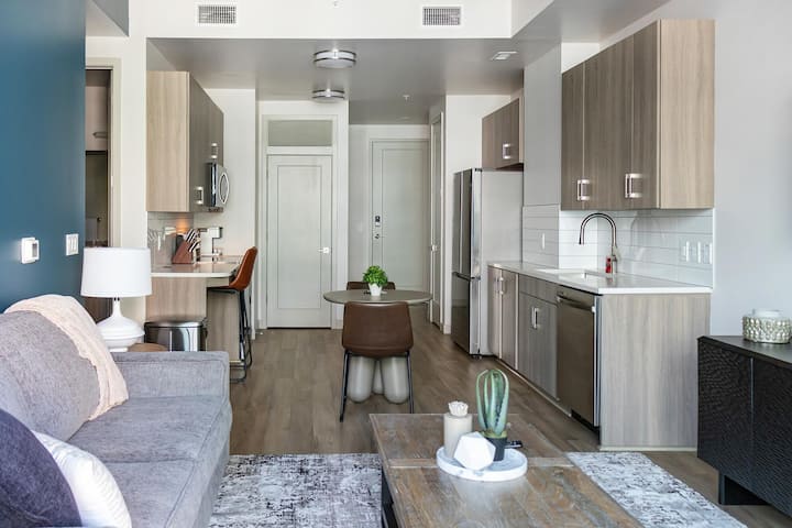 Landing | Beautiful 1bd, Gym, Clubhouse - Salt Lake City
