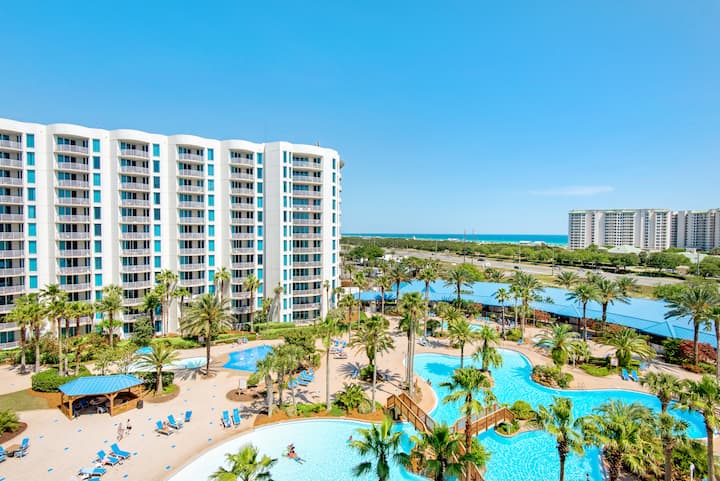 Nearby Beach + Updated Decor-furniture | Palms - Destin, FL