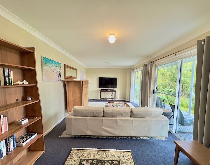 Flannel Flower Place - Port Stephens