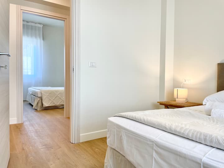 Nel Cuore Di Riccione, Ad Un Passo Dal Mare - Riccione