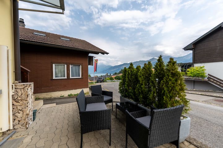 Apartment With Lake Thun View, 20min To Interlaken - Thoune