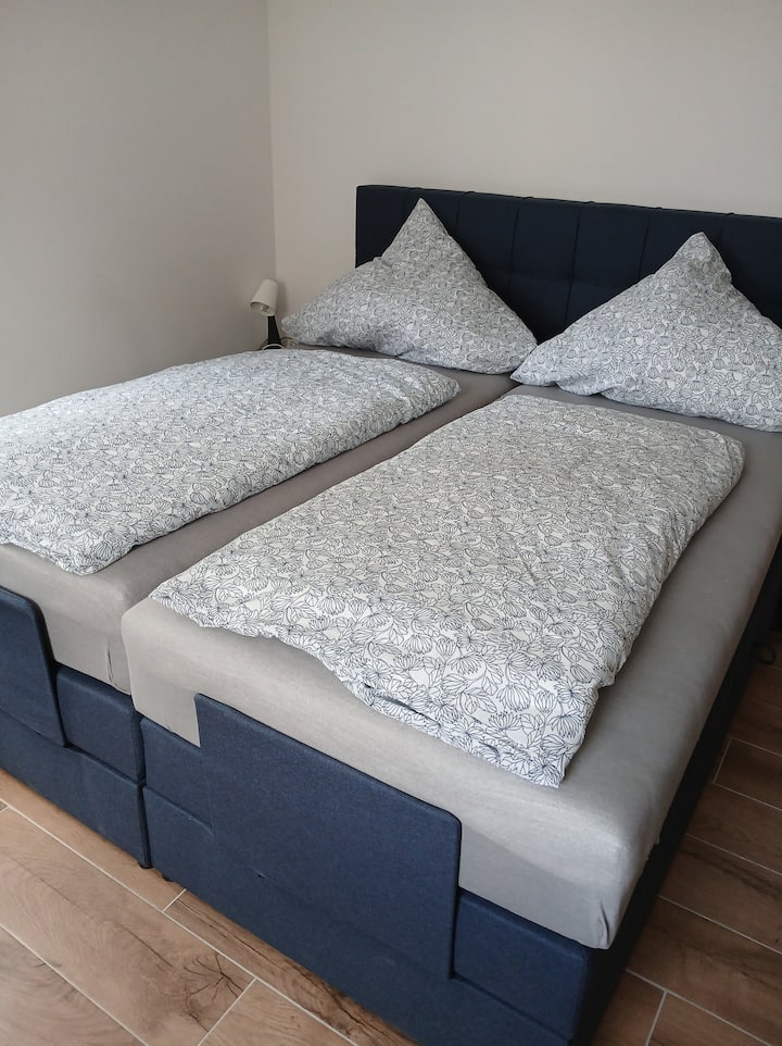 Doppelzimmer 6 (Ferienhaus Hofmann Strüth 7) - Weikersheim
