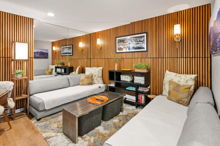 Modern Aspen 1br, Next To Gondola! Pool/hottub - Aspen