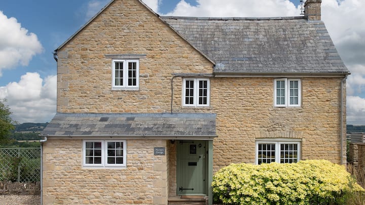 Murray's Cottage, Clapton-on-the-hill - Bourton-on-the-Water