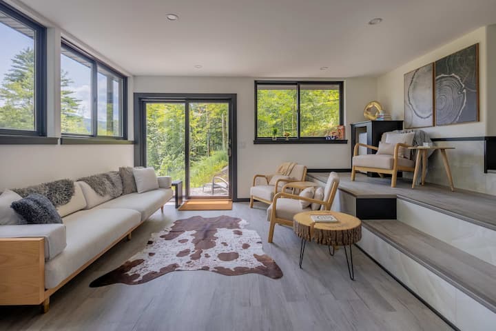 Elegant Secluded Getaway | Near Ski/town - Stowe, VT