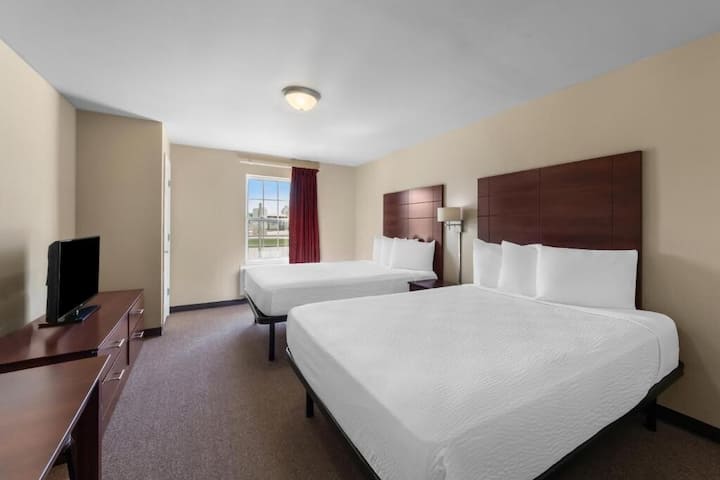 Budget Stay Near Palmer Lane  | 3 Units - Pleasanton, TX