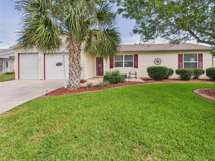 Relaxing Rio Ranchero House With Golf Cart - The Villages, FL