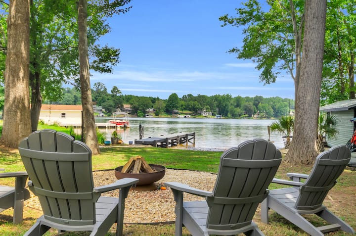 Lake Escape Paddle Cove W/ Hot Tub - 6 Bedrooms - Greer, SC