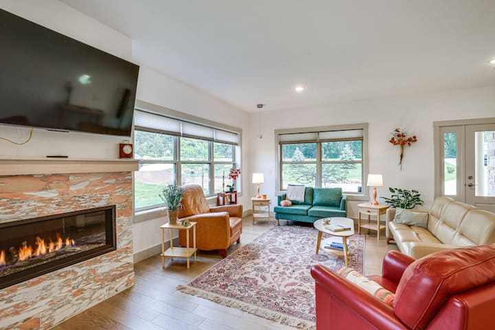 < 1 Mi To Dtwn Pine Island: Updated Home W/ Yard! - Pine Island, MN