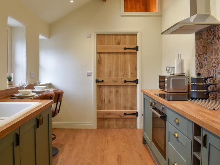 The Cowshed - Uk50283 - Tideswell