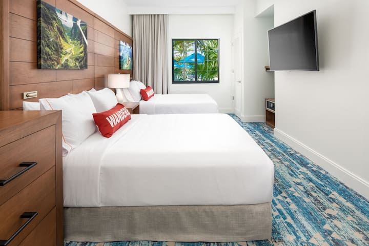 Spacious Family-friendly Suite With Kitchen - Naples, FL