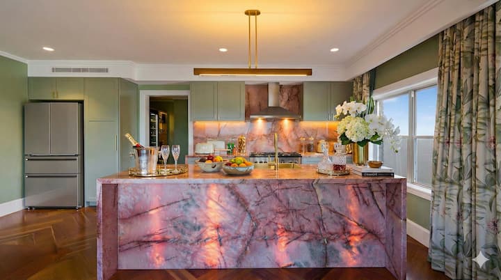 Ultra Lux Barbie Dream Escape Cbd Harbourside View - Sydney