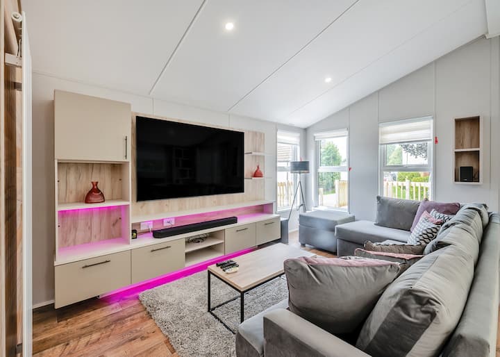 Cawood Holiday Home 2 - Selby
