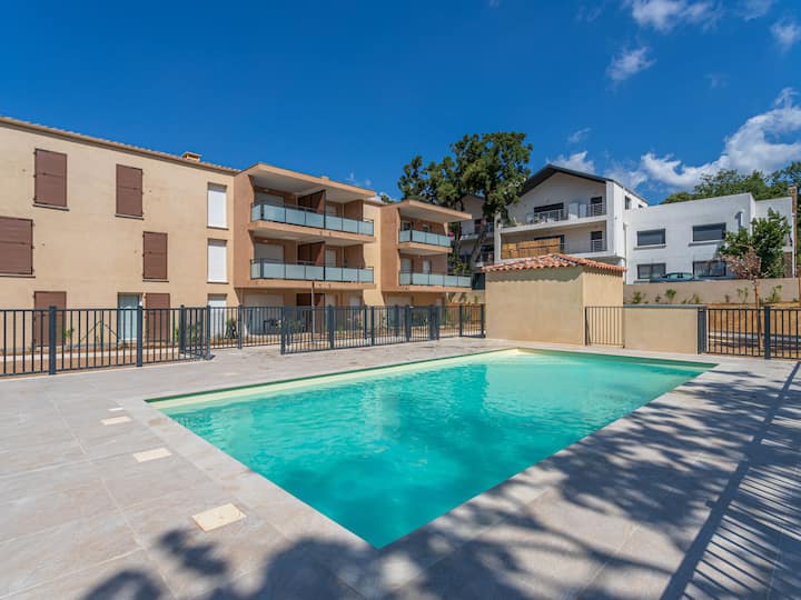 Les Pins Parasols By Interhome - Le Lavandou