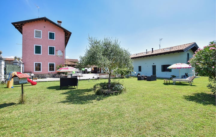 Cozy Home In Udine With Wifi - Udine