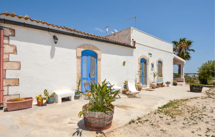 Stunning Home In Marzamemi With Wifi - San Lorenzo