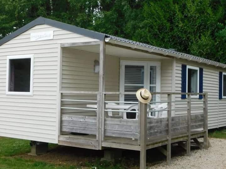 Camping Guégon, 4 Pièces, 6 Pers. - Josselin