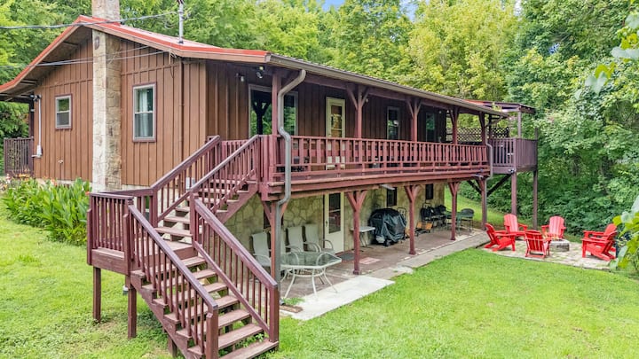 Peaceful Path-smoky Mountains, Tn With Hot Tub - Sevierville, TN