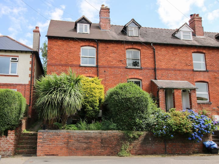 157 Watling Street South - Church Stretton