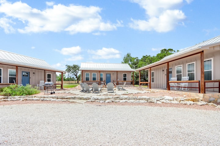 Rustx Ranch | Listing Includes 3 Cottages! - Driftwood, TX