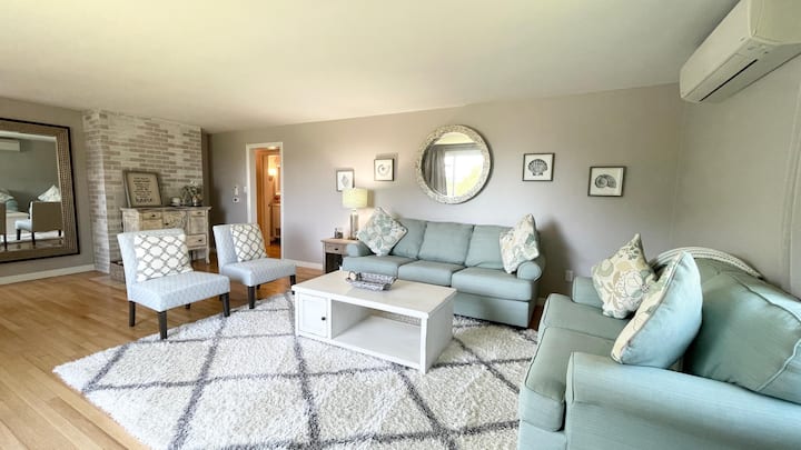 Penobscot View, 4 Bedroom Home In Rockland Maine - Rockland, ME