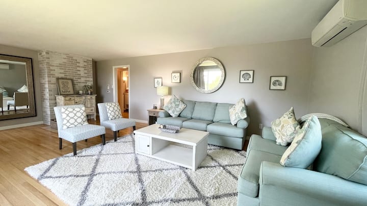 Penobscot View, 4 Bedroom Home In Rockland Maine - Rockland, ME