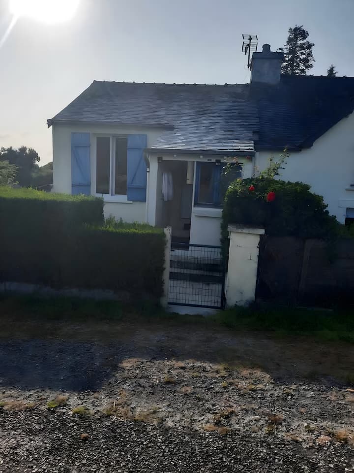 Halte Au Bord De L’aulne - Châteauneuf-du-Faou