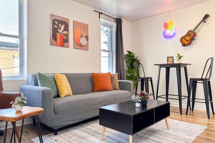 Compact 2br Apt In Point Breeze | Apt B - Packer Park - Philadelphia