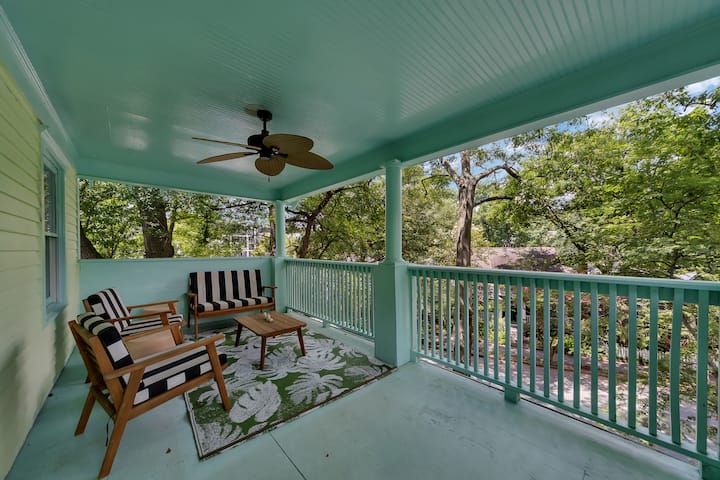 Cozy 3br Unit W/ Balcony & Workspace - Atlanta, GA