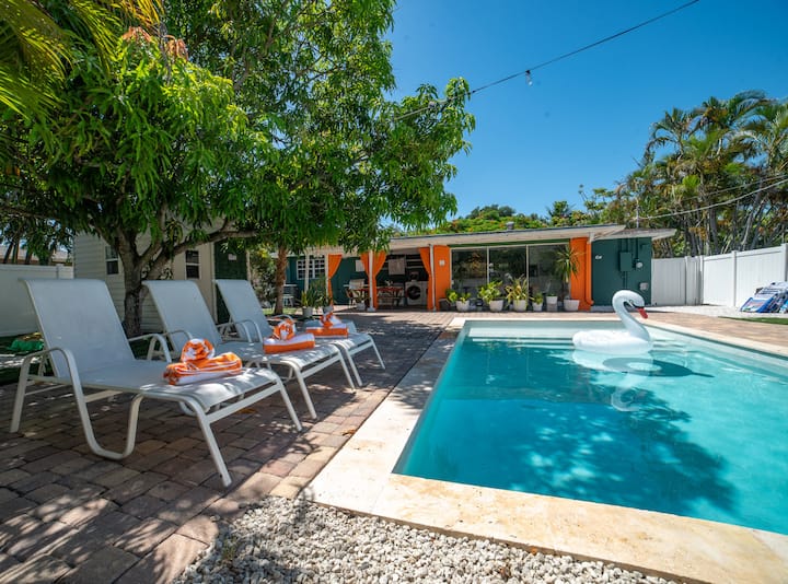 Mango Villa | Stylish Family Retreat, Heated Pool - Fort Lauderdale