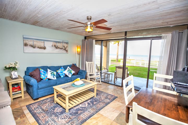 Relax, Fish, And Unwind At The Salty Pelican- Your - Rockport, TX