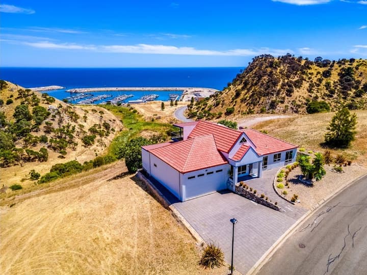 The Darling Of Marina - A Hilltop And Sea Getaway - Cape Jervis