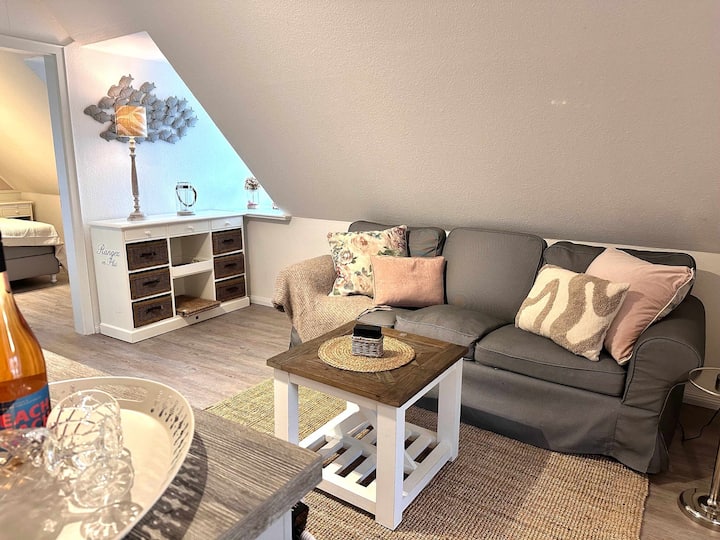 Nordsee-auszeit Im Reetdachanwesen Hus Op De Dün - Sankt Peter-Ording