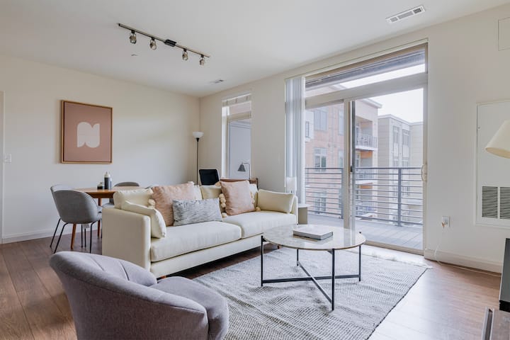 Blueground | Bleachery, Pool, Nr Charles River - Concord, MA