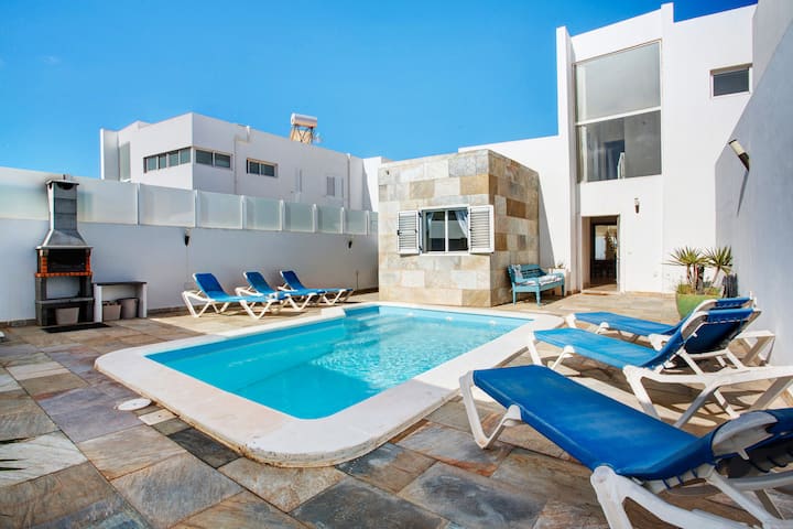 Preciosa Casa En Lanzarote - Costa Teguise