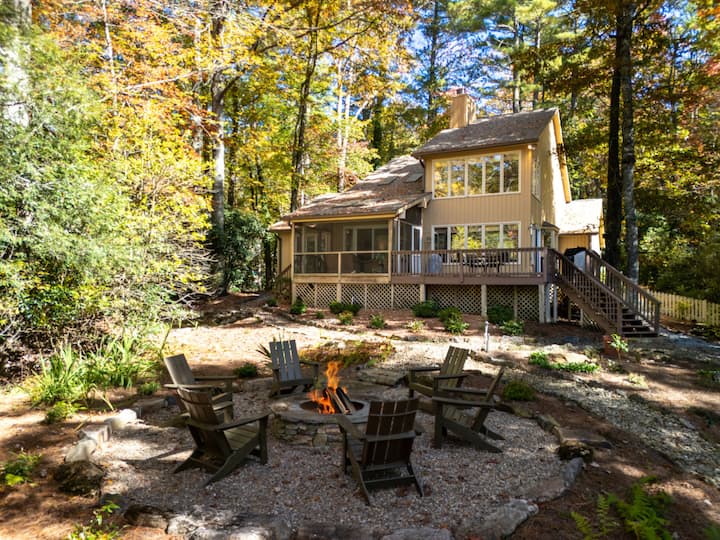 Sapphire Cabin | Peaceful Retreat W/ Scenic Views - Sapphire, NC
