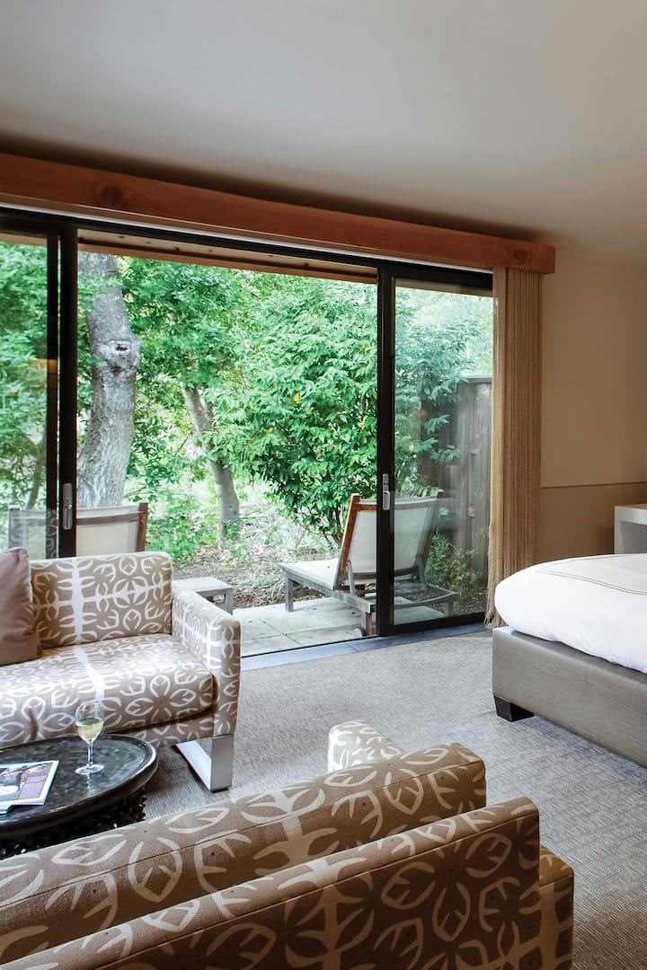 Fountains And Outdoor Living Spaces - Sonoma, CA