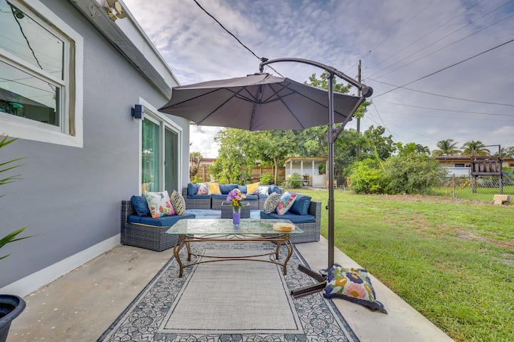 2 Mi To Hard Rock Stadium: Home W/ Spacious Yard - Miami Gardens, FL