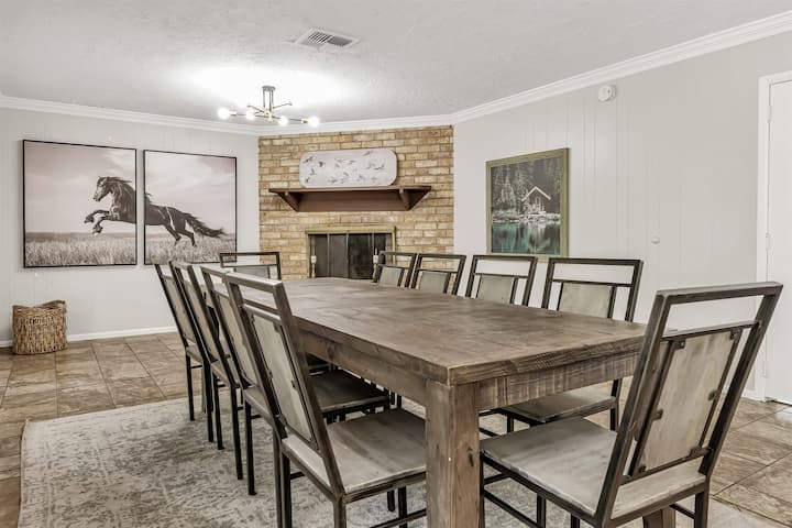 Denver: 1 Mile From Texas A&m, 4br - College Station, TX