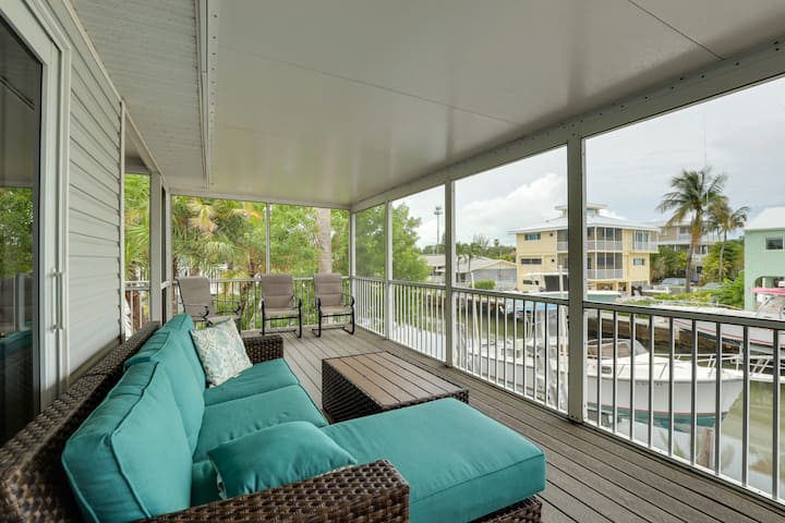 Canal-front Florida Keys Home W/ Private Dock - Marathon, FL