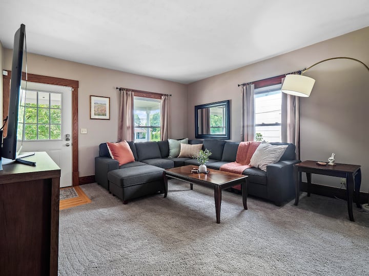 Entire Duplex|historic District|sleeps 12 - Macedonia, OH