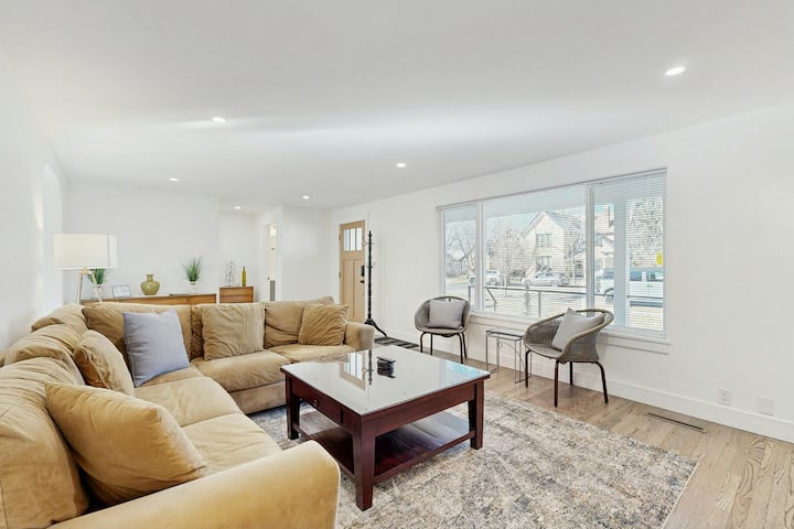 Charming 2br Mountainview | Fireplace - Durango, CO