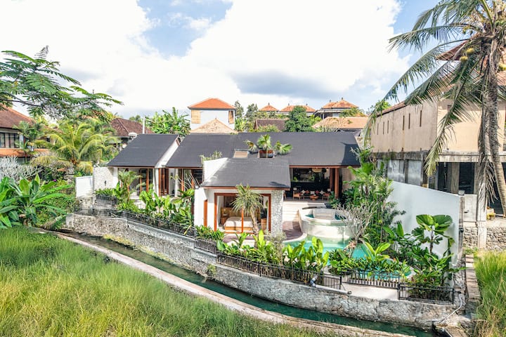 Elegant 2br Villa • Peaceful Jungle Escape, Ubud - Ubud