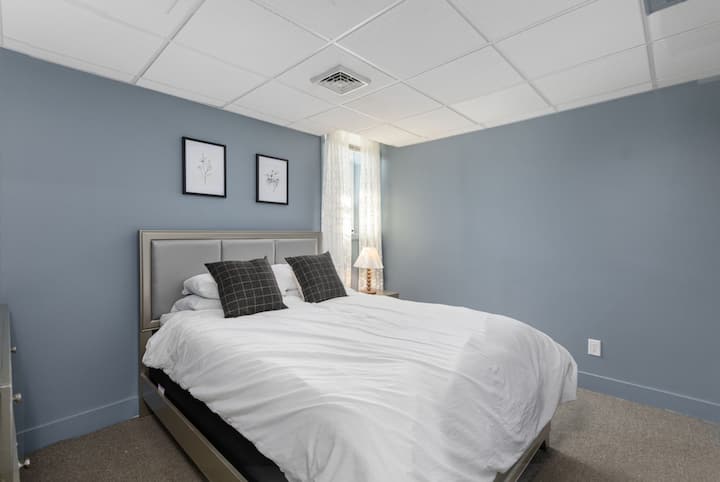 Inviting 1br Suite With Parking! - Jamestown, RI