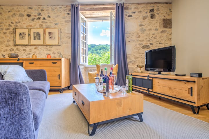 Gite Authentique, Village Classé - Thiviers